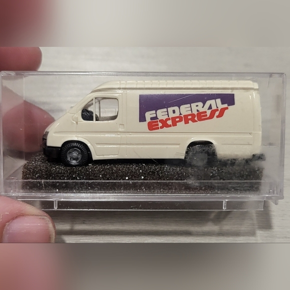praline | Toys | Praline Ho Ford Federal Express Transit Van | Poshmark